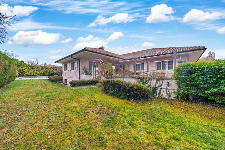 Annonces immobilier à vendre en Suisse Maison 10 pièces à Vésenaz - Genève