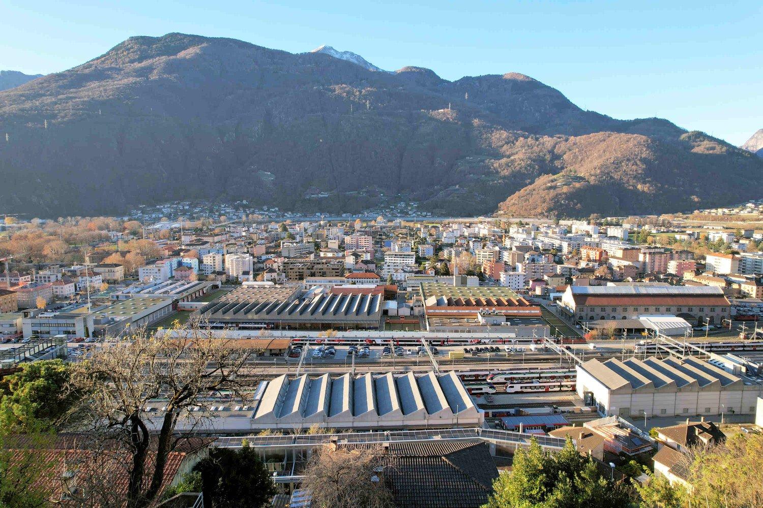 Terreno edificabile di 732 mq sulla collina di Daro