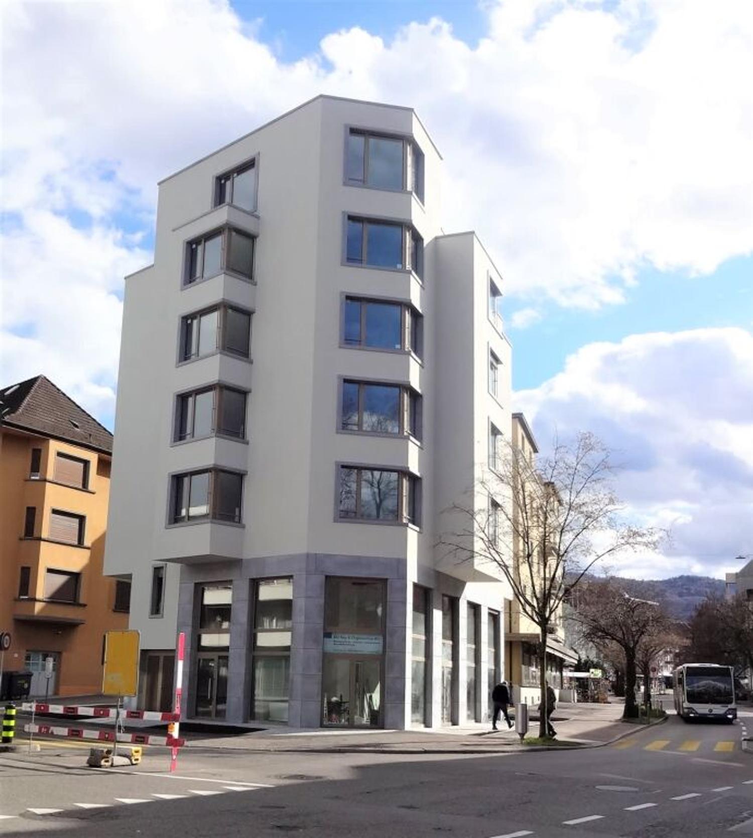 Exklusive Attika-Wohnung mit Weitsicht ü..., Baslerstrasse 149, CHF 4943