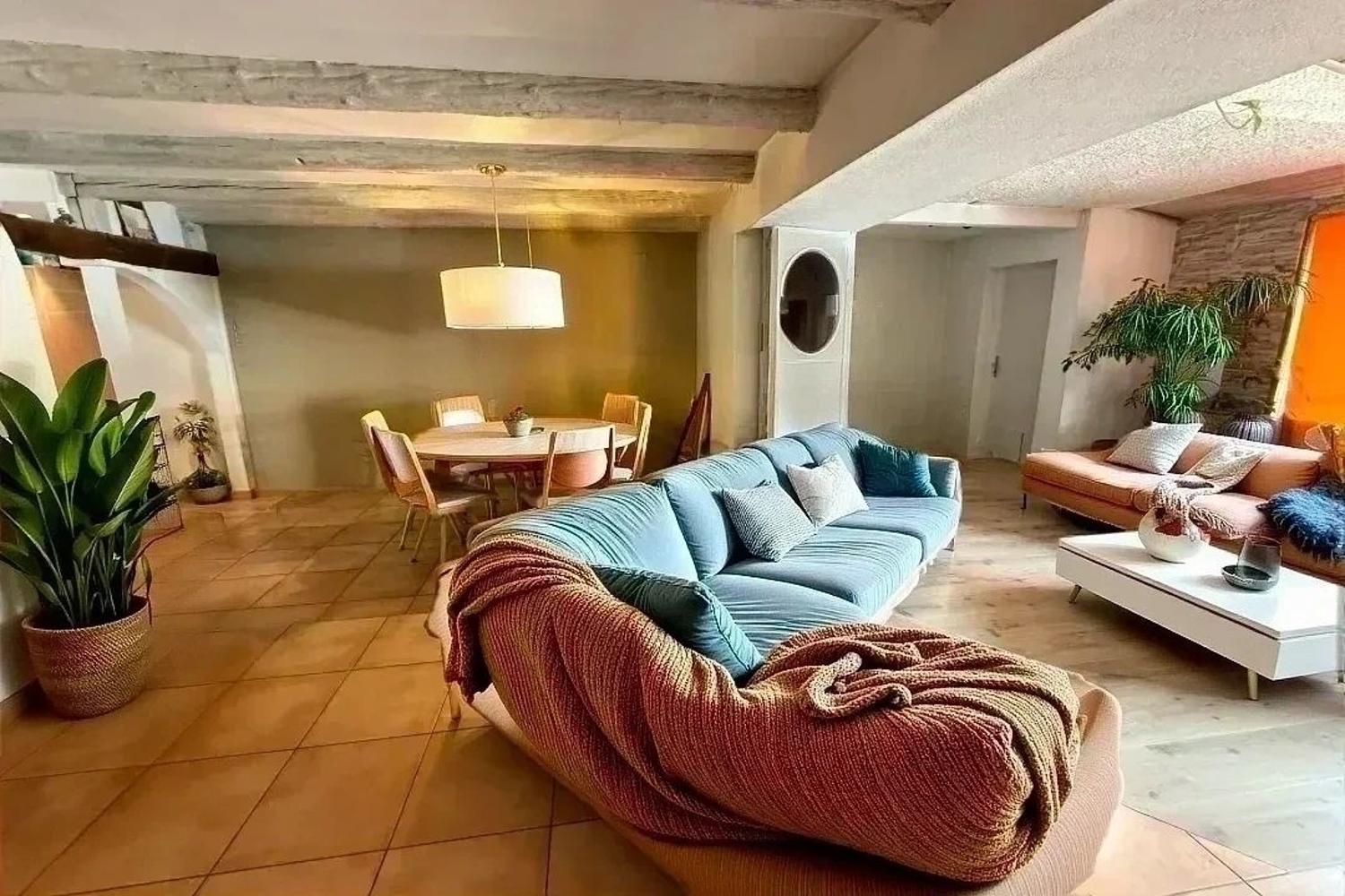 La maison idéale pour les grandes familles et les grands projets