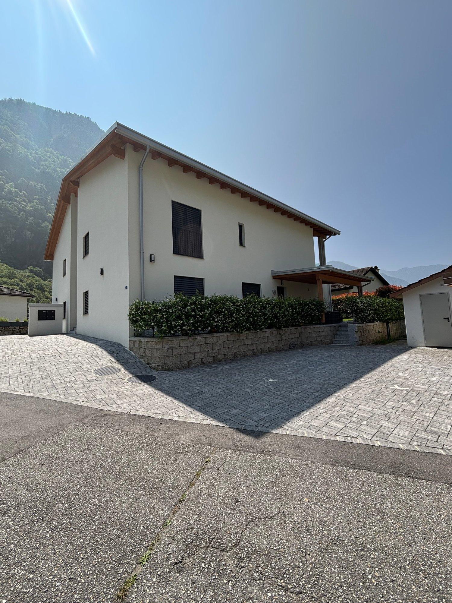 Duplex 4.5 a Cama (Norantola) - Affitto ..., Via San Luzi 3A, CHF 1980