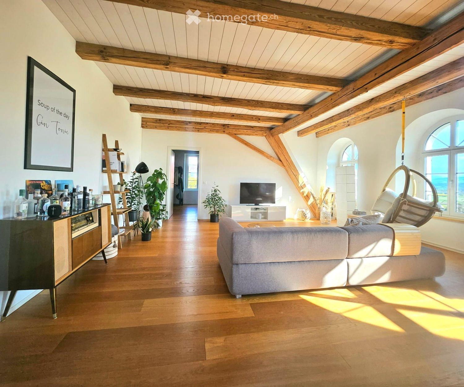 Exklusive Dachwohnung mit traumhafter Au..., Zugerstrasse 24, CHF 2800 | homegate.ch