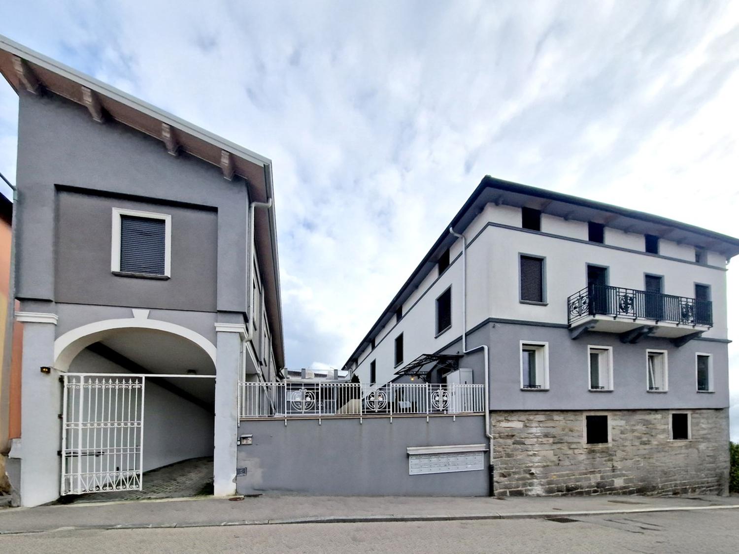 Ufficio affittato con ottime possibilità di reddito.