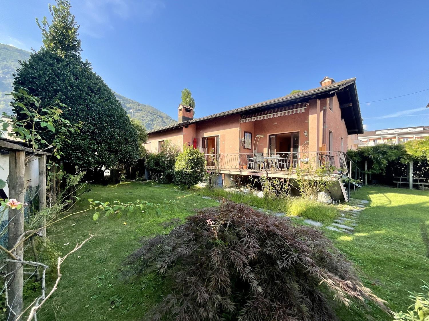 BELLINZONA - AMPIA CASA UNIFAMILIARE IN ..., Via Lucomagno 1, CHF 1250000