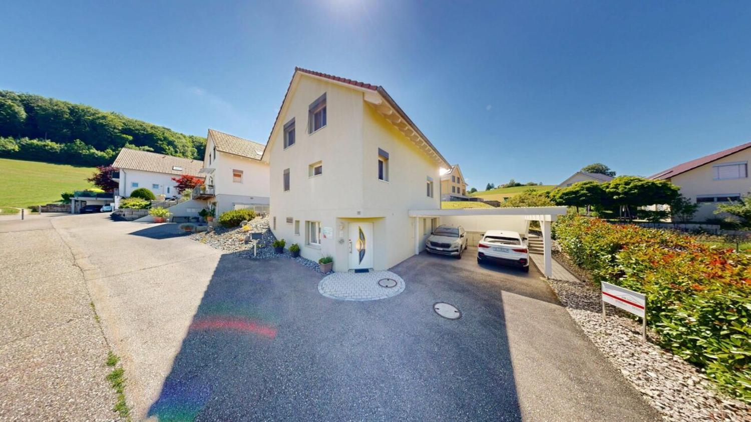 Ort zum Ankommen und Wohlfühlen - Freist..., Eselweg 18, CHF 1160000