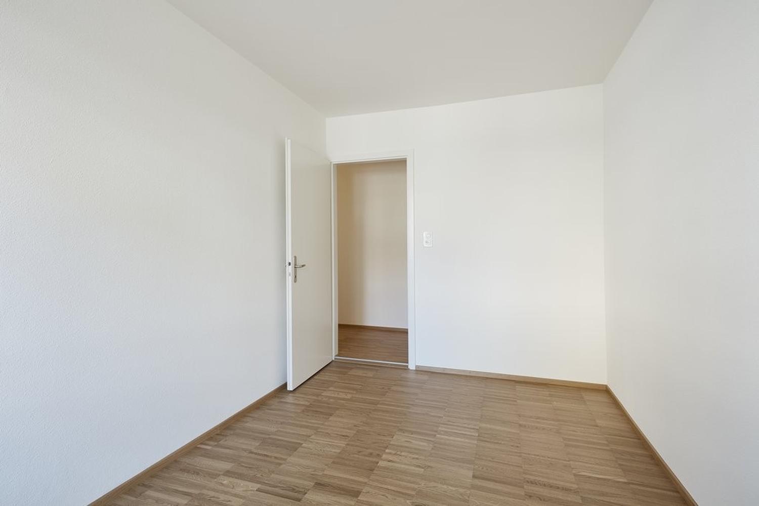 Helle gepflegte Wohnung, Burgstrasse 124, CHF 1425