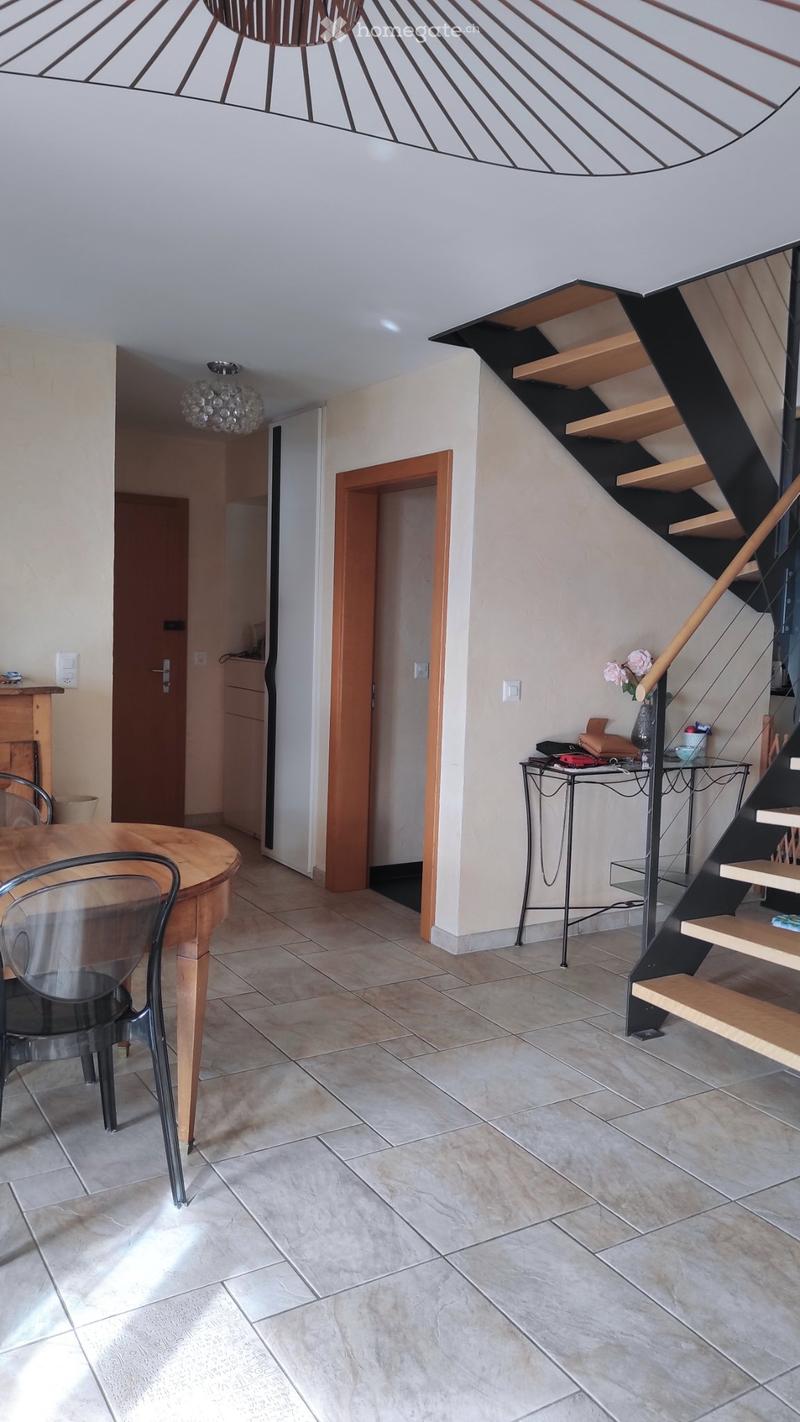 Appartement duplex avec 82m2 de terrasses vu lac panoramique