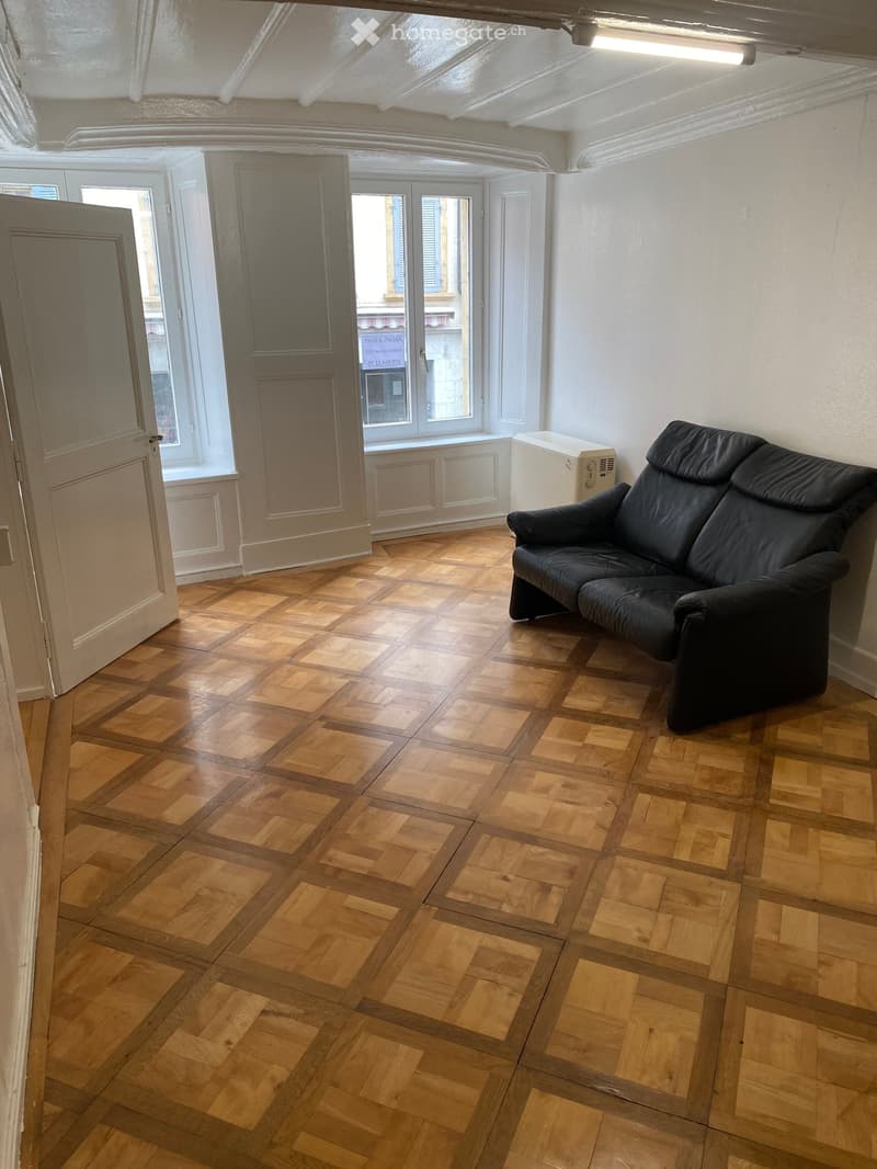 A louer 3.5 pièces au centre de la vieil..., Rue du Marché 2, CHF 1290