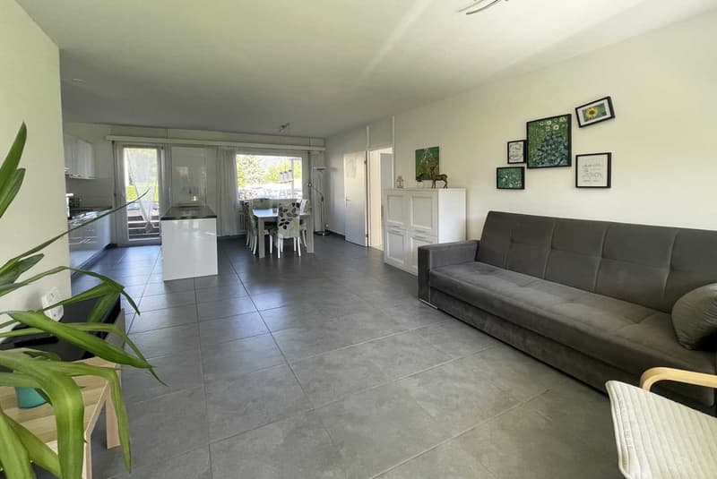 ACCOGLIENTE 4.5 IN RESIDENCE CON PISCINA A PONTE CAPRIASCA