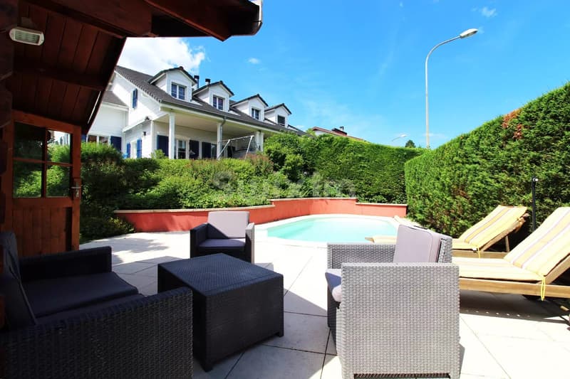 Villa, vue et piscine aux portes de Genève | homegate.ch