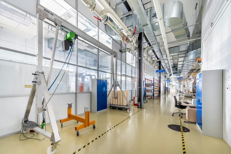 Ihr Produktionsstandort mit hoher Halle, grossen Toren, hoher Bodenlast ...