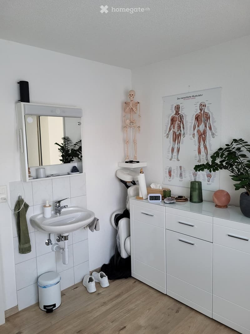 Charmante 2-Zimmer-Gewerberäume im Gantr..., Gantrischweg 13, CHF 670