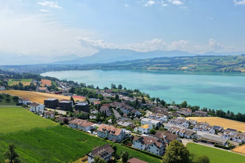 Traumhafte Attika-Maisonette mit Berg- und Seesicht an exklusiver Lage | homegate.ch