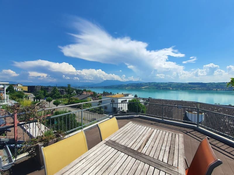 Traumhafte Attika-Maisonette mit Berg- und Seesicht an exklusiver Lage | homegate.ch