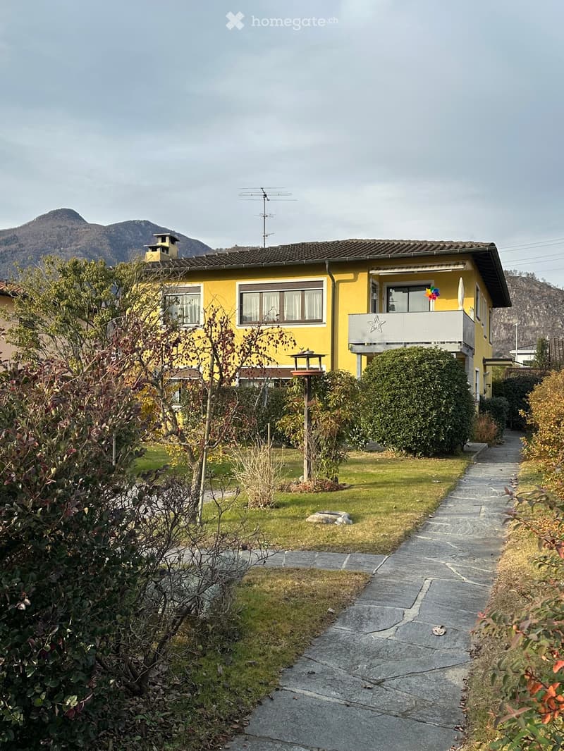 Casa in vendita a Losone, Via Pisone 23, CHF 1600000