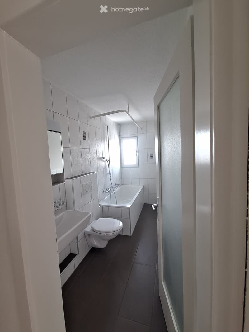 2-Zimmerwohnung ab 01.04.2026 (ideal für..., Beugistrasse 5, CHF 1252