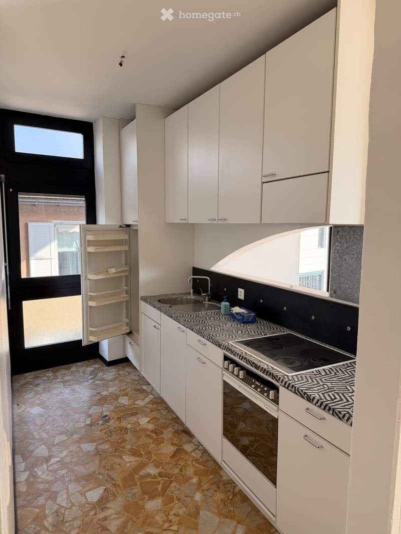 APPARTAMENTO DI 3.5 LOCALI CON VISTA LAGO PANORAMICA