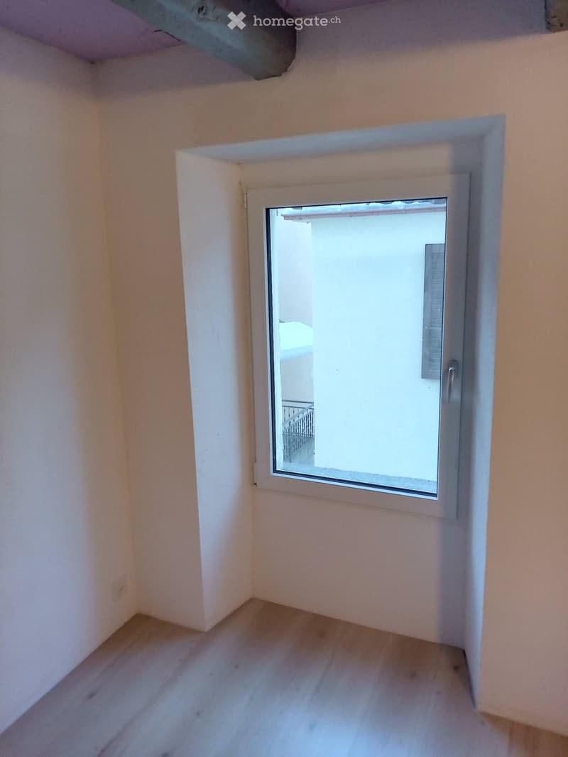 WG-Zimmer im sonnigen Airolo